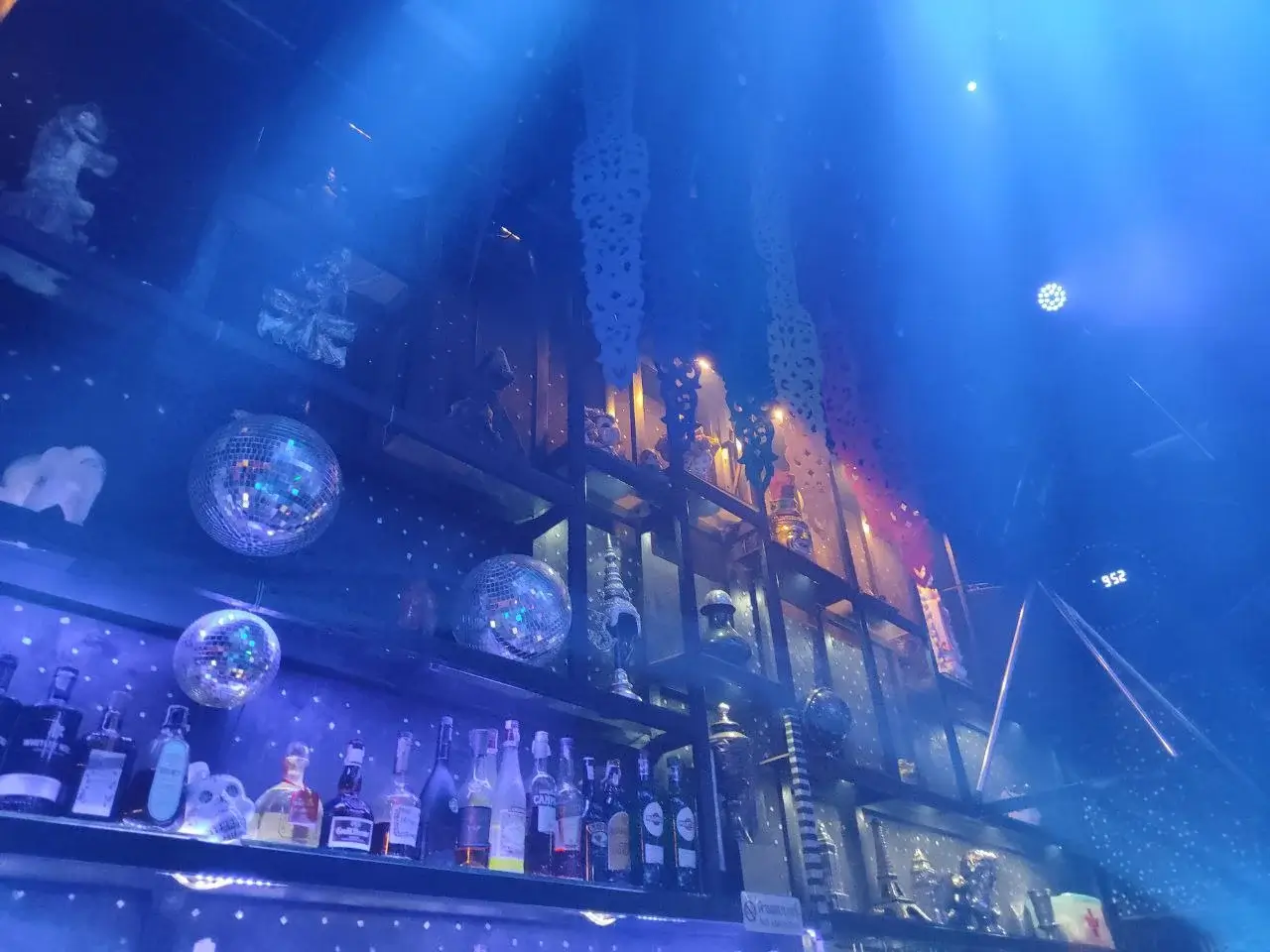 Ram Bar Chiangmai - BoyinThai